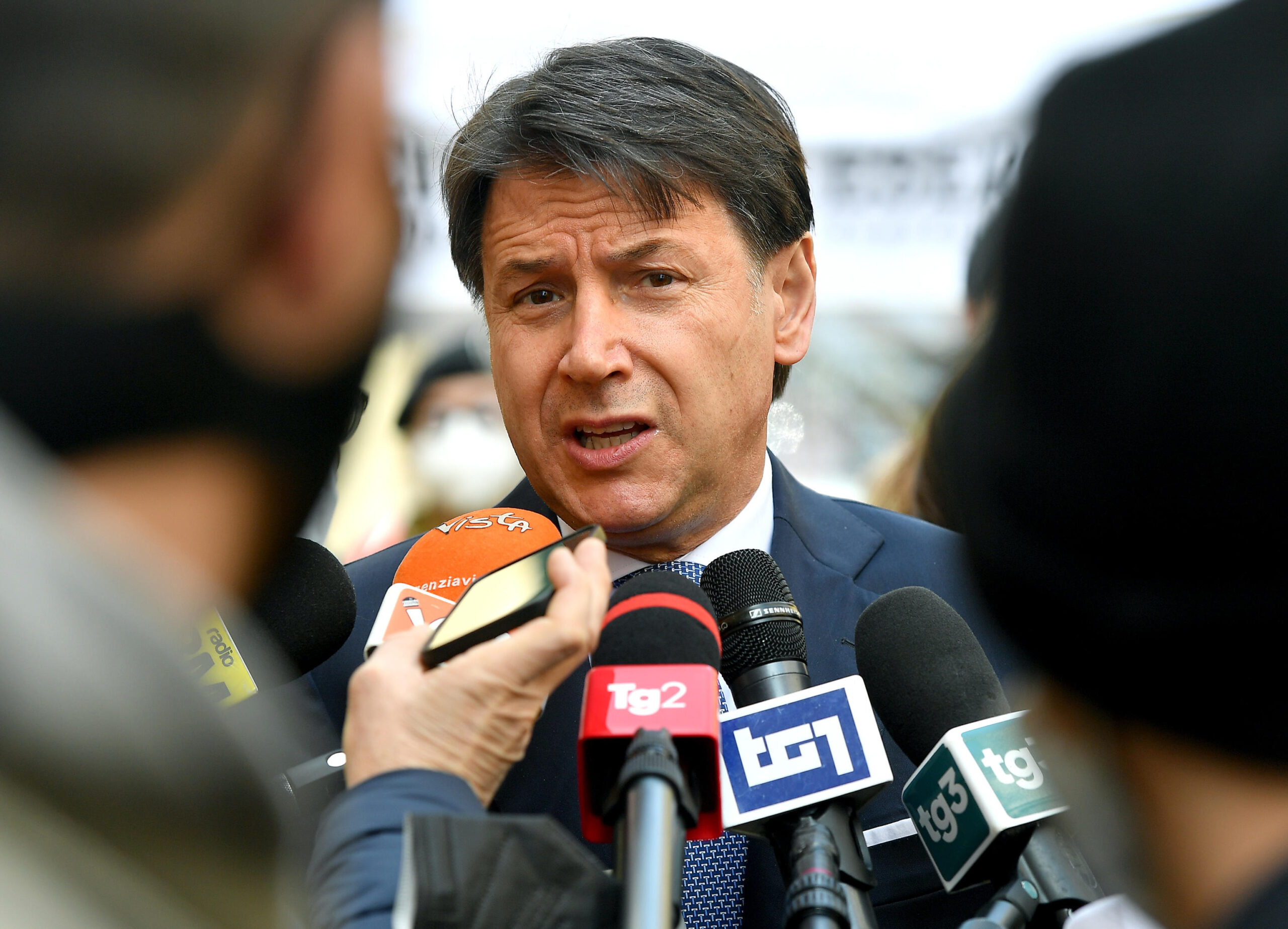 Conte fa l’ignaro sulle onorificenze a Paramonov, ma ha le sue ...