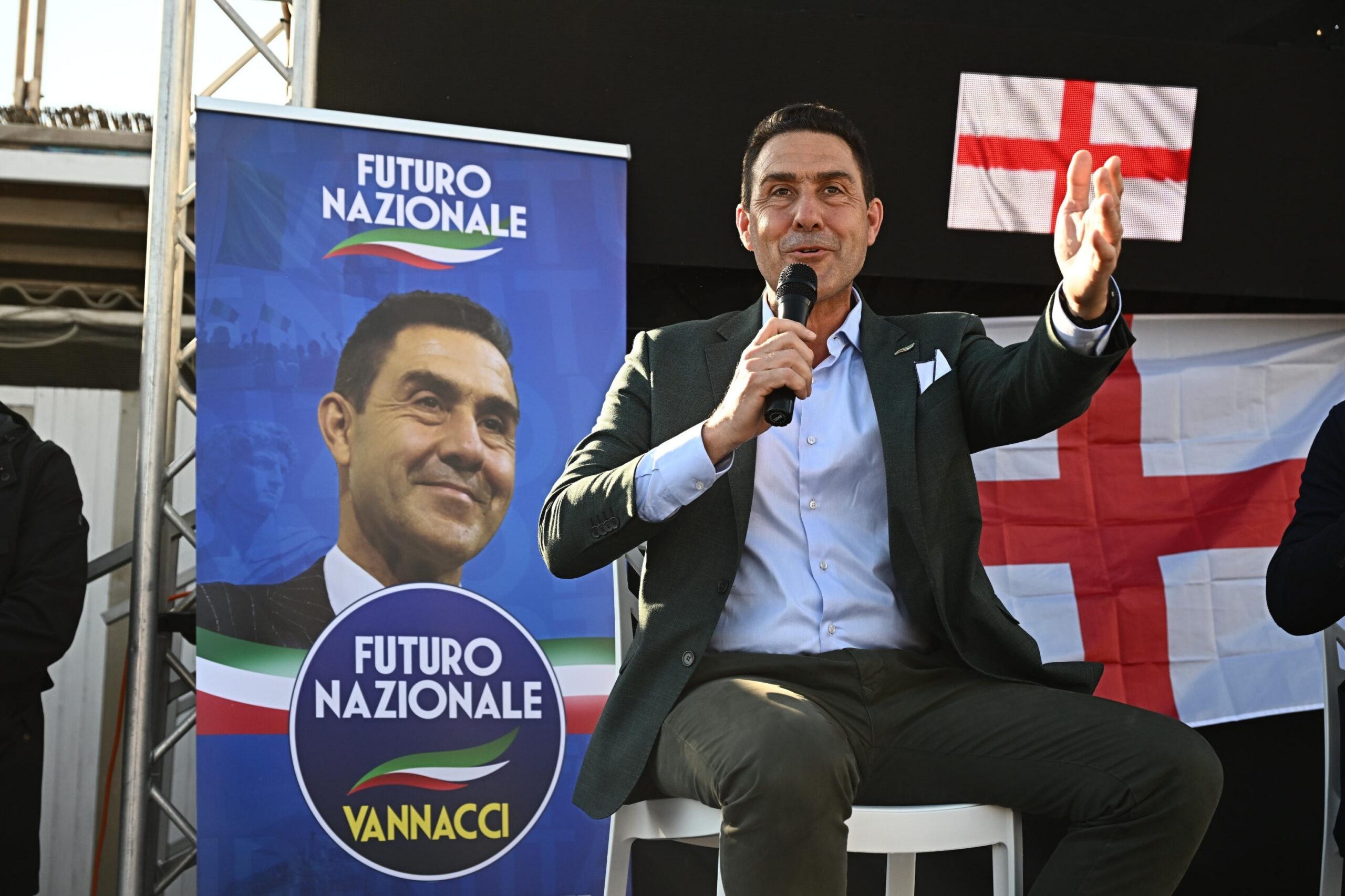 A maggio solo Vannacci è cresciuto nei sondaggi | Pagella Politica